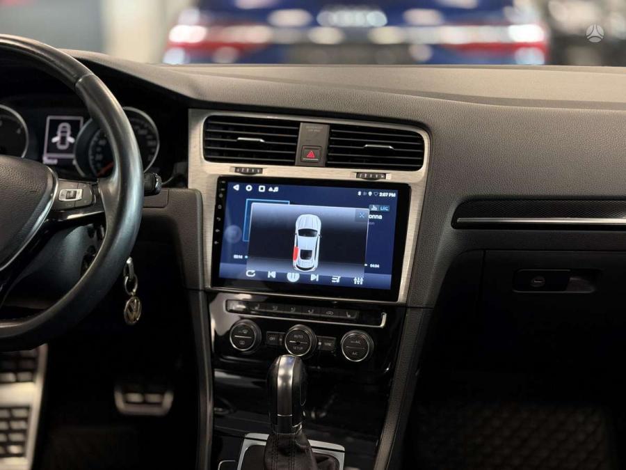 Melns Volkswagen Golf 2013 Klaipėda, ar dzinēja tilpumu 1.97 L un nobraukumu 290 tūkst. km par 9900 €, foto 20 vietnē AUTOMOTO.COM.LV