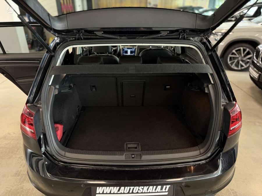 Melns Volkswagen Golf 2013 Klaipėda, ar dzinēja tilpumu 1.97 L un nobraukumu 290 tūkst. km par 9900 €, foto 24 vietnē AUTOMOTO.COM.LV