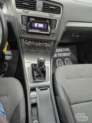 Black Volkswagen Golf 2013 in Kaunas, with an engine capacity of 1.60 L and mileage of 250 thousand km for 5850 €, photo 9 on AUTOMOTO.COM.LV