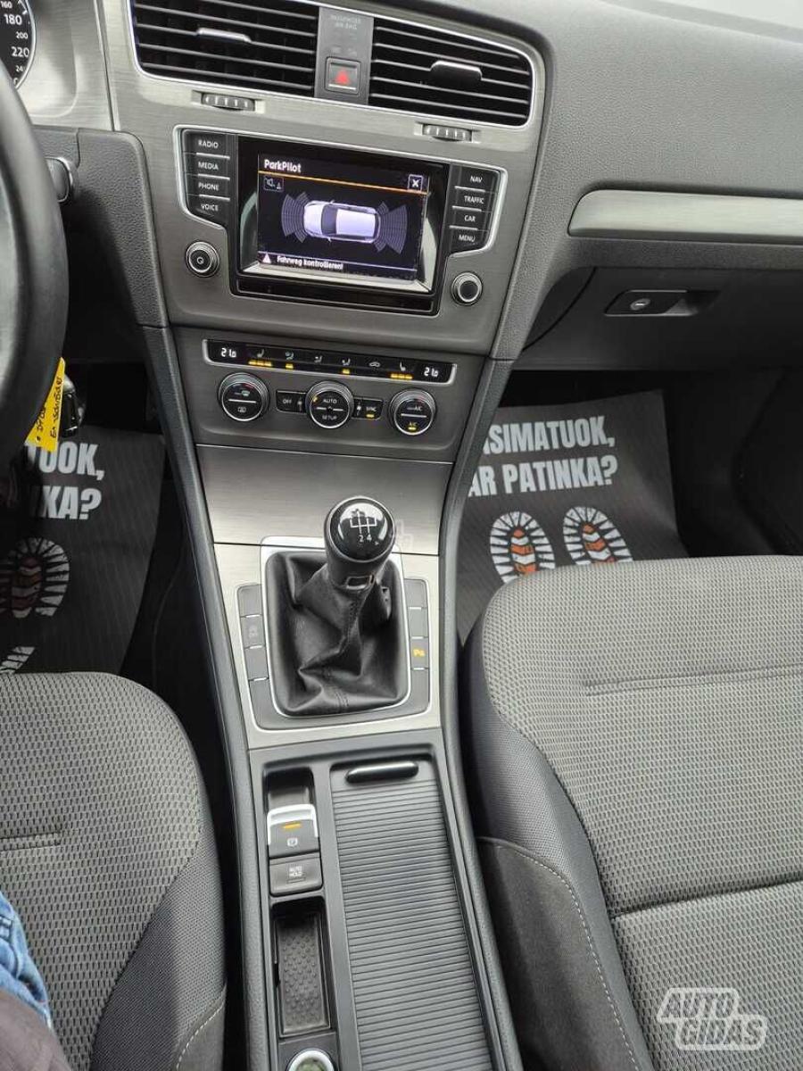Black Volkswagen Golf 2013 in Kaunas, with an engine capacity of 1.60 L and mileage of 250 thousand km for 5850 €, photo 9 on AUTOMOTO.COM.LV