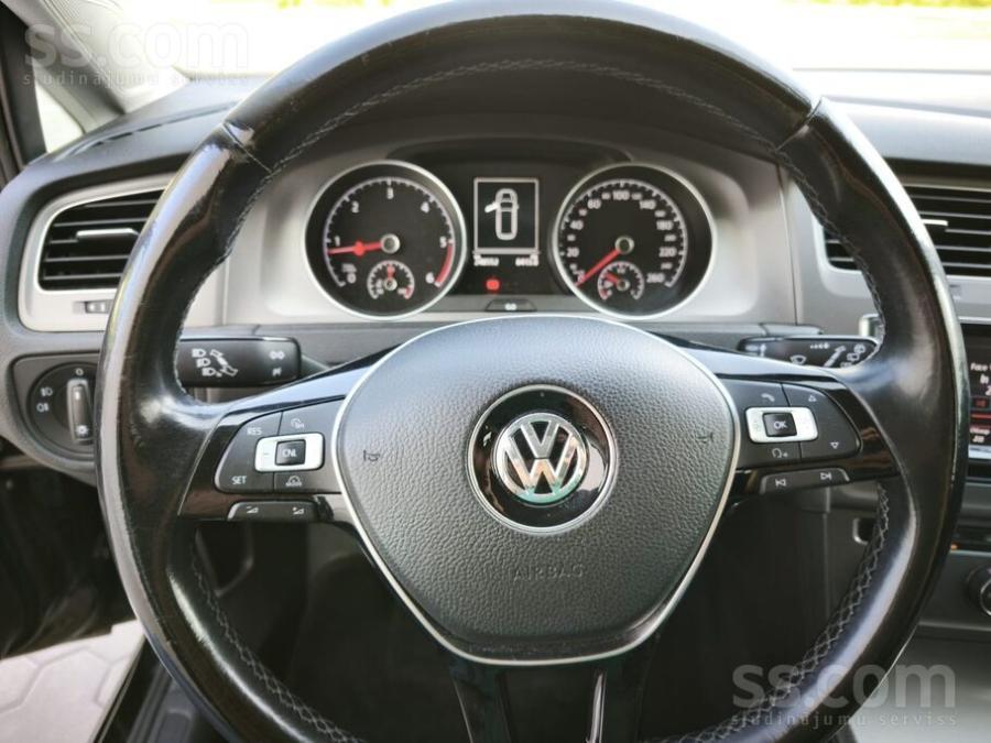 Black Volkswagen Golf 2014 in Riga, with an engine capacity of 1.60 L and mileage of 0 thousand km for 5900 €, photo 15 on AUTOMOTO.COM.LV