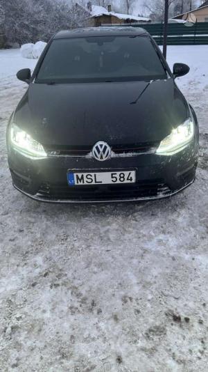 Black Volkswagen Golf 2014 in Panevezys, with an engine capacity of 1.60 L and mileage of 260 thousand km for 7000 €, photo 11 on AUTOMOTO.COM.LV