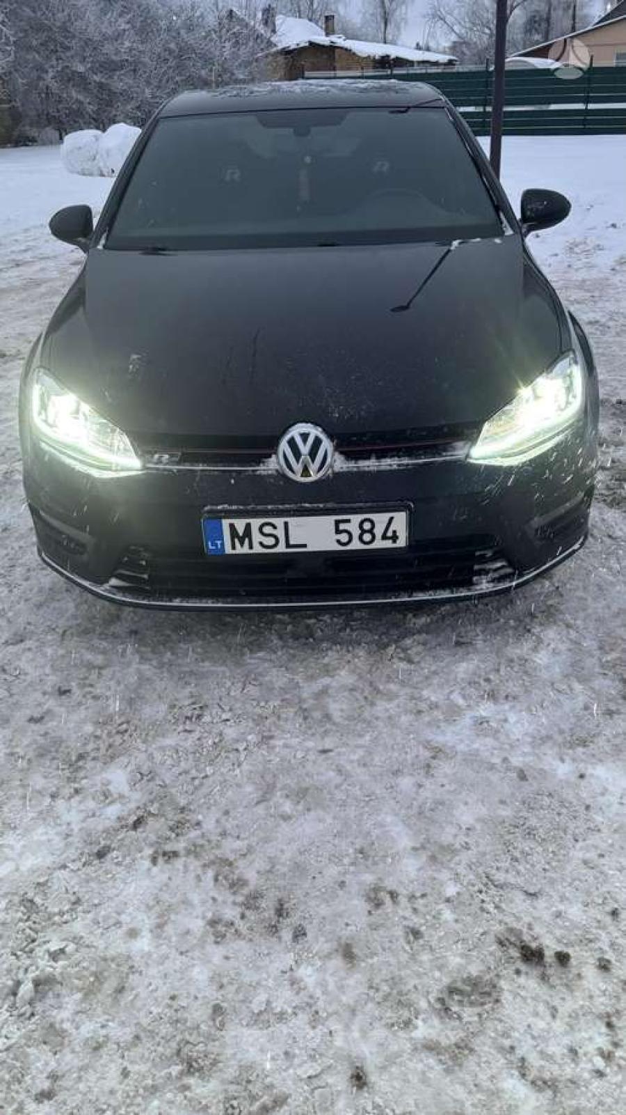 Black Volkswagen Golf 2014 in Panevezys, with an engine capacity of 1.60 L and mileage of 260 thousand km for 7000 €, photo 11 on AUTOMOTO.COM.LV