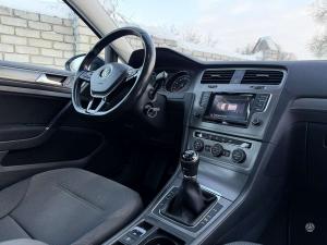 Black Volkswagen Golf 2014 in Kaunas, with an engine capacity of 1.60 L and mileage of 229 thousand km for 5500 €, photo 6 on AUTOMOTO.COM.LV