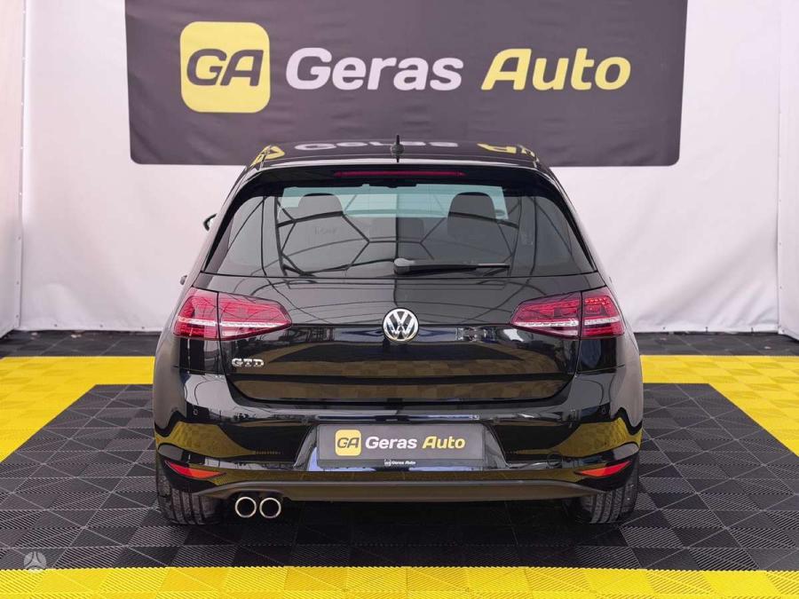 Melns Volkswagen Golf 2014 Viļņa, ar dzinēja tilpumu 1.97 L un nobraukumu 185 tūkst. km par 10750 €, foto 5 vietnē AUTOMOTO.COM.LV