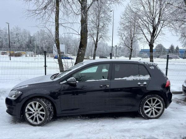 Black Volkswagen Golf 2014 in Kaunas, with an engine capacity of 1.97 L and mileage of 280 thousand km for 5950 €, photo 2 on AUTOMOTO.COM.LV