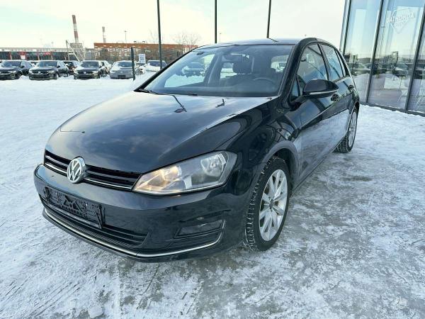 Black Volkswagen Golf 2014 in Kaunas, with an engine capacity of 1.20 L and mileage of 291 thousand km for 5500 €, photo 1 on AUTOMOTO.COM.LV