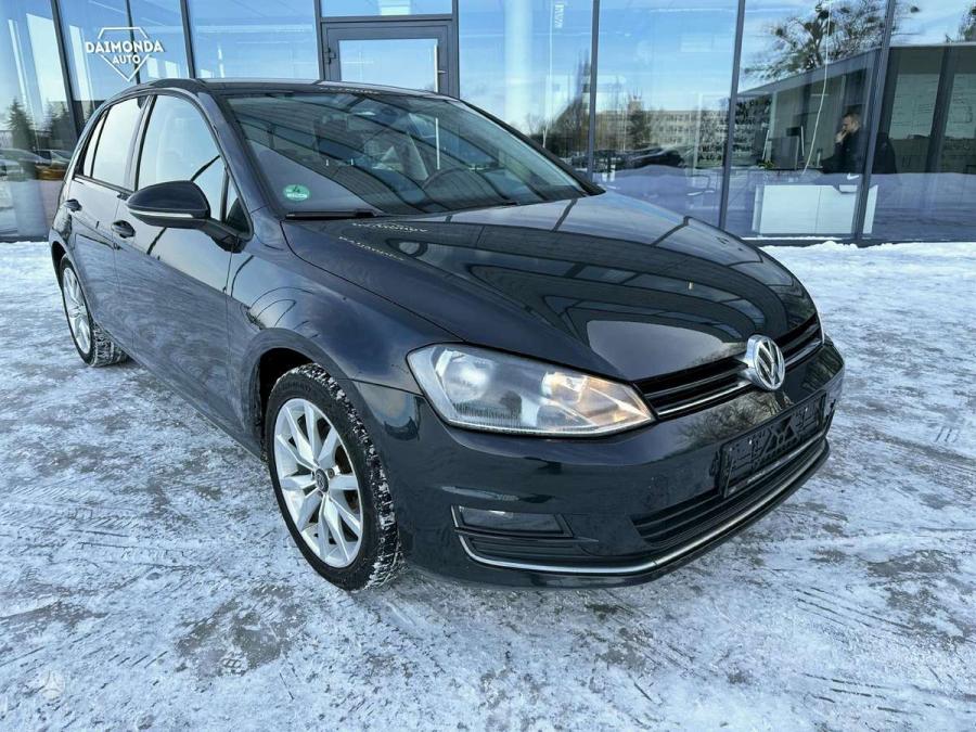 Black Volkswagen Golf 2014 in Kaunas, with an engine capacity of 1.20 L and mileage of 291 thousand km for 5500 €, photo 2 on AUTOMOTO.COM.LV