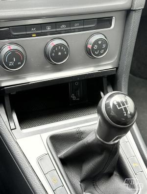 Melns Volkswagen Golf 2014 Kauņa, ar dzinēja tilpumu 1.60 L un nobraukumu 320 tūkst. km par 4650 €, foto 8 vietnē AUTOMOTO.COM.LV