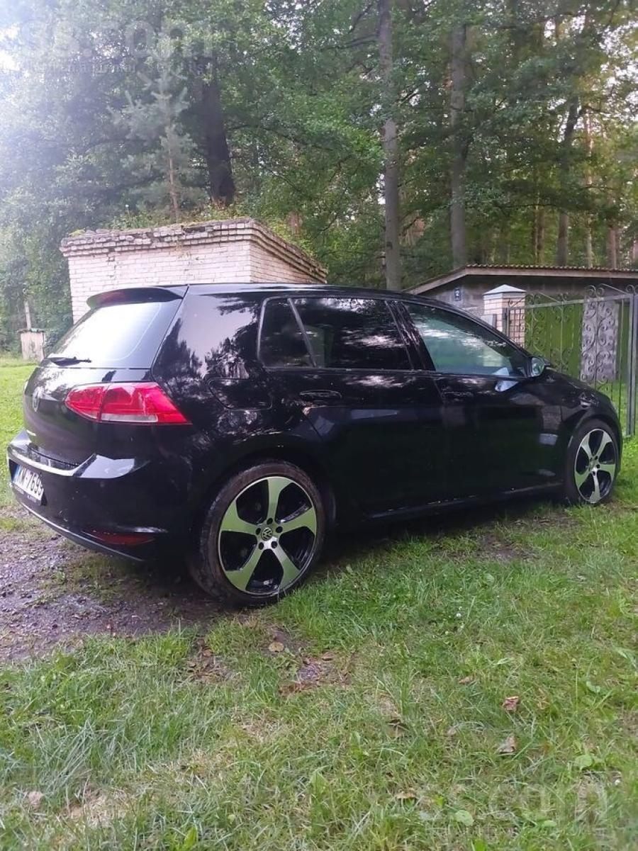 Melns Volkswagen Golf 2014 Rīga, ar dzinēja tilpumu 1.60 L un nobraukumu 535 tūkst. km par 3700 €, foto 4 vietnē AUTOMOTO.COM.LV