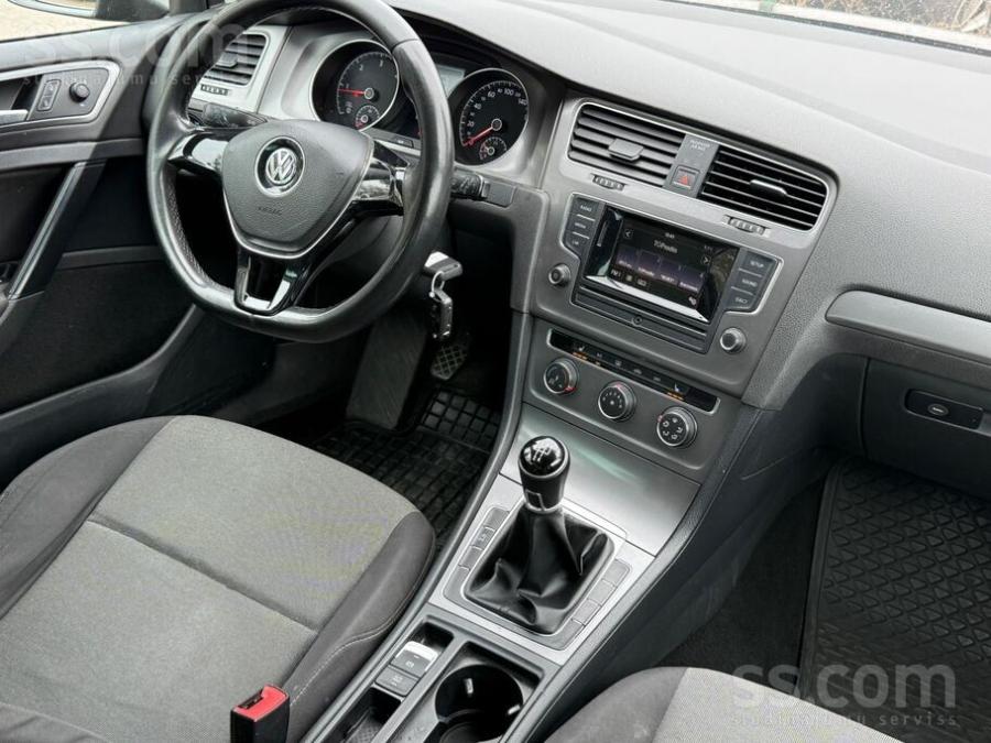 Melns Volkswagen Golf 2014 Rīga, ar dzinēja tilpumu 1.60 L un nobraukumu 333 tūkst. km par 4700 €, foto 15 vietnē AUTOMOTO.COM.LV
