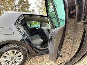 Melns Volkswagen Golf 2014 Rīga, ar dzinēja tilpumu 1.60 L un nobraukumu 333 tūkst. km par 4700 €, foto 17 vietnē AUTOMOTO.COM.LV