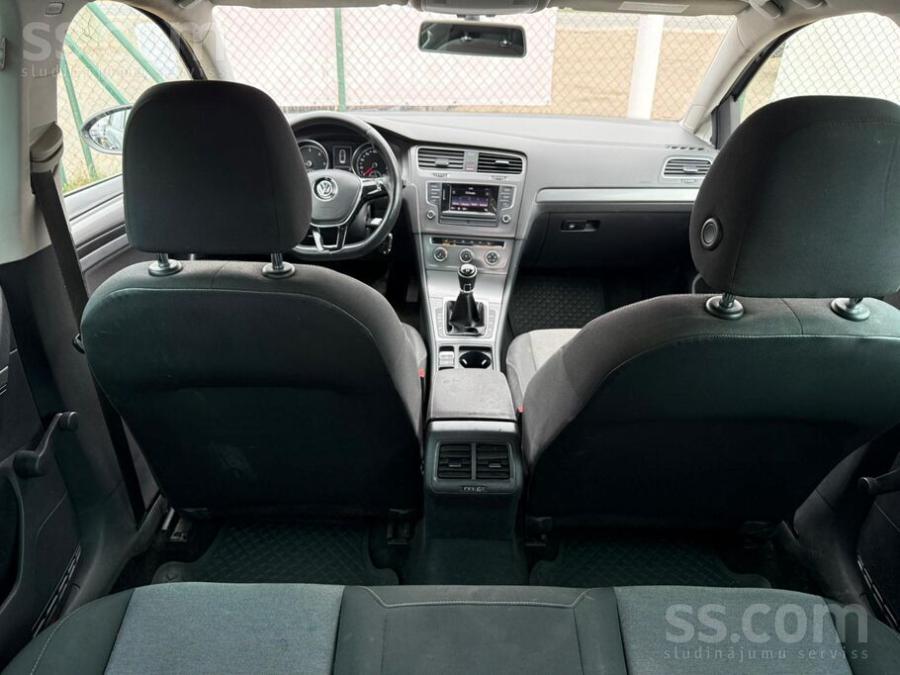 Melns Volkswagen Golf 2014 Rīga, ar dzinēja tilpumu 1.60 L un nobraukumu 333 tūkst. km par 4700 €, foto 18 vietnē AUTOMOTO.COM.LV