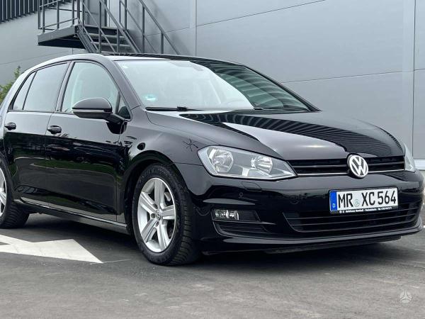 Black Volkswagen Golf 2014 in Kaunas, with an engine capacity of 1.60 L and mileage of 246 thousand km for 6150 €, photo 3 on AUTOMOTO.COM.LV