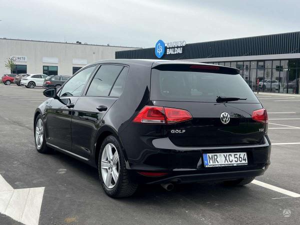 Black Volkswagen Golf 2014 in Kaunas, with an engine capacity of 1.60 L and mileage of 246 thousand km for 6150 €, photo 7 on AUTOMOTO.COM.LV