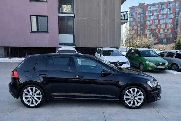 Melns Volkswagen Golf 2014 Rīga, ar dzinēja tilpumu 1.60 L un nobraukumu 217 tūkst. km par 4990 €, foto 3 vietnē AUTOMOTO.COM.LV