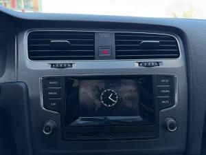Melns Volkswagen Golf 2014 Rīga, ar dzinēja tilpumu 1.60 L un nobraukumu 217 tūkst. km par 4990 €, foto 15 vietnē AUTOMOTO.COM.LV
