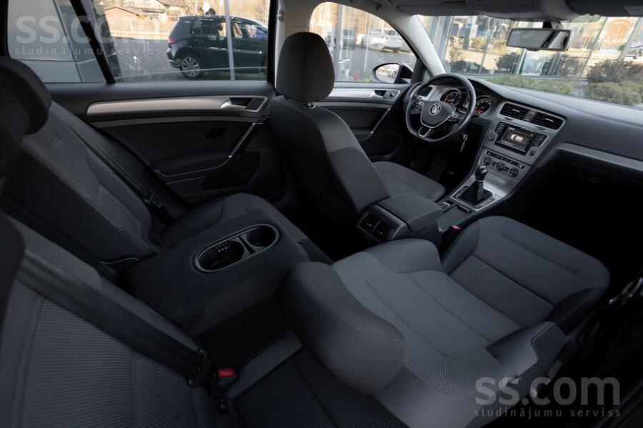 Melns Volkswagen Golf 2014 Jelgava, ar dzinēja tilpumu 1.60 L un nobraukumu 0 tūkst. km par 6490 €, foto 24 vietnē AUTOMOTO.COM.LV