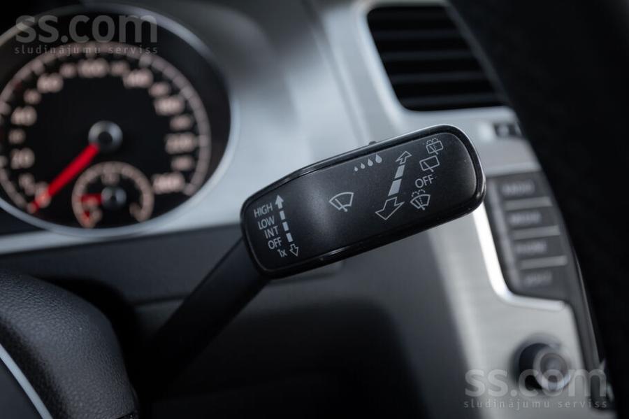 Melns Volkswagen Golf 2014 Jelgava, ar dzinēja tilpumu 1.60 L un nobraukumu 0 tūkst. km par 6490 €, foto 36 vietnē AUTOMOTO.COM.LV