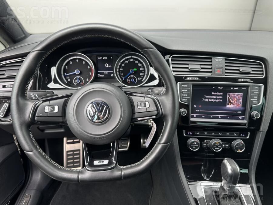 Черный Фольксваген Гольф 2014 в Рига, объемом двигателя 2.00 л и пробегом 219 тыс. км за 15999 €, фото 12 на AUTOMOTO.COM.LV