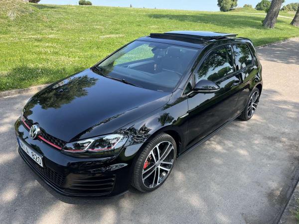 Black Volkswagen Golf 2014 in Kaunas, with an engine capacity of 1.60 L and mileage of 304 thousand km for 6500 €, photo 2 on AUTOMOTO.COM.LV