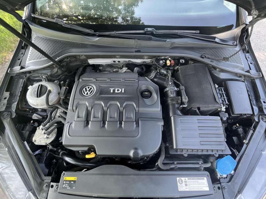 Melns Volkswagen Golf 2014 Kauņa, ar dzinēja tilpumu 1.60 L un nobraukumu 304 tūkst. km par 6500 €, foto 16 vietnē AUTOMOTO.COM.LV