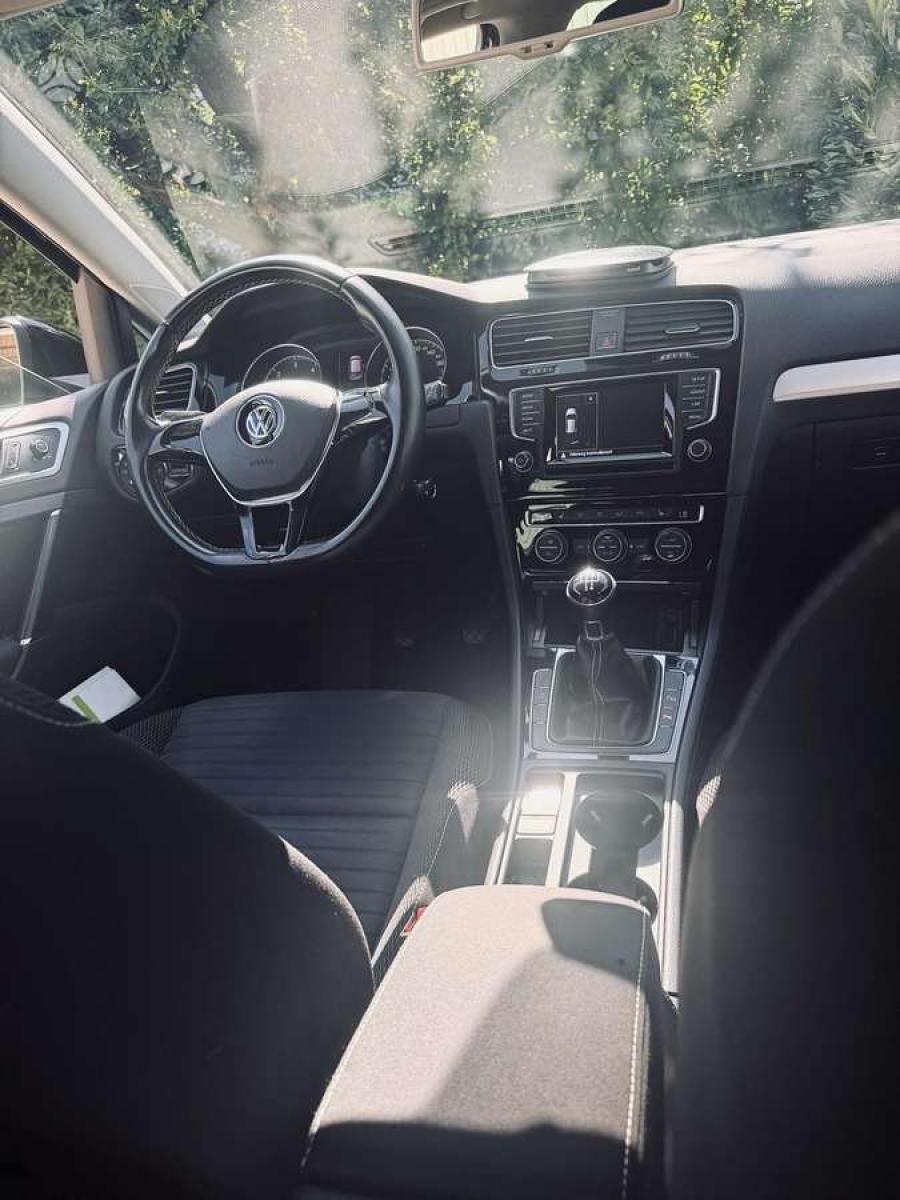 Melns Volkswagen Golf 2014 Utena, ar dzinēja tilpumu 1.60 L un nobraukumu 252 tūkst. km par 6950 €, foto 11 vietnē AUTOMOTO.COM.LV
