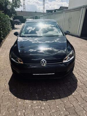 Melns Volkswagen Golf 2014 Utena, ar dzinēja tilpumu 1.60 L un nobraukumu 252 tūkst. km par 6950 €, foto 20 vietnē AUTOMOTO.COM.LV