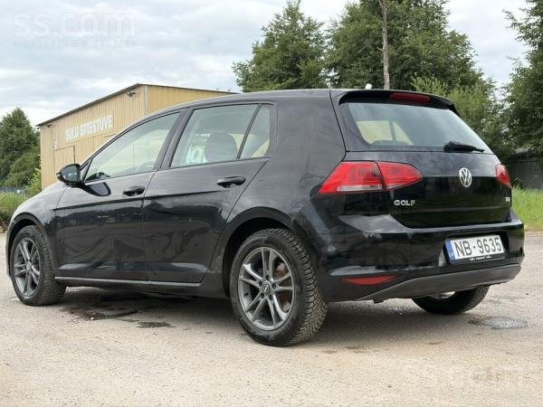 Melns Volkswagen Golf 2014 Ogre, ar dzinēja tilpumu 1.60 L un nobraukumu 489 tūkst. km par 3800 €, foto 3 vietnē AUTOMOTO.COM.LV
