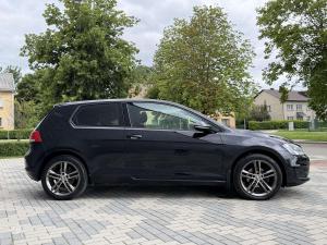 Black Volkswagen Golf 2014 in Siauliai, with an engine capacity of 1.60 L and mileage of 227 thousand km for 5800 €, photo 5 on AUTOMOTO.COM.LV