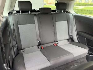 Black Volkswagen Golf 2014 in Siauliai, with an engine capacity of 1.60 L and mileage of 227 thousand km for 5800 €, photo 15 on AUTOMOTO.COM.LV