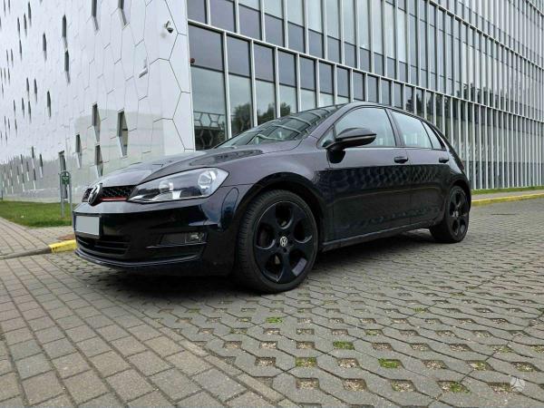 Black Volkswagen Golf 2014 in Vilnius, with an engine capacity of 1.40 L and mileage of 210 thousand km for 7700 €, photo 2 on AUTOMOTO.COM.LV