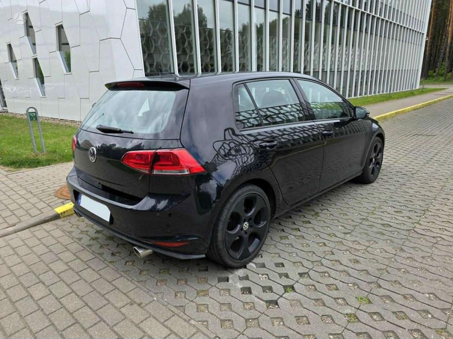 Melns Volkswagen Golf 2014 Viļņa, ar dzinēja tilpumu 1.40 L un nobraukumu 210 tūkst. km par 7700 €, foto 14 vietnē AUTOMOTO.COM.LV