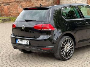 Black Volkswagen Golf 2014 in Kedainiai, with an engine capacity of 1.97 L and mileage of 227 thousand km for 6900 €, photo 17 on AUTOMOTO.COM.LV