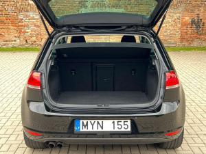Black Volkswagen Golf 2014 in Kedainiai, with an engine capacity of 1.97 L and mileage of 227 thousand km for 6900 €, photo 18 on AUTOMOTO.COM.LV