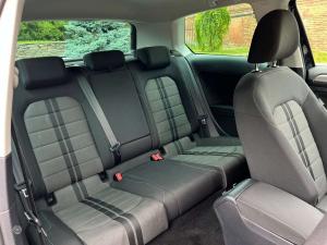 Black Volkswagen Golf 2014 in Kedainiai, with an engine capacity of 1.97 L and mileage of 227 thousand km for 6900 €, photo 30 on AUTOMOTO.COM.LV