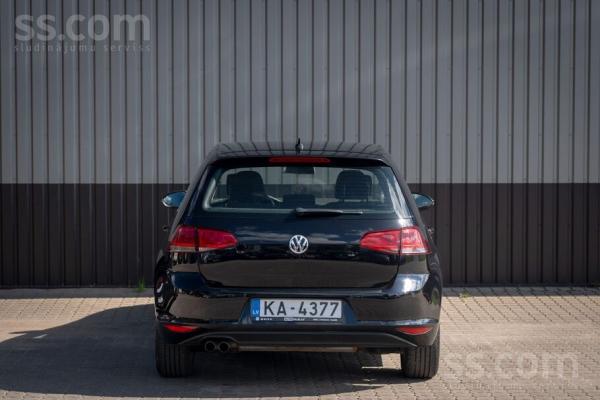 Melns Volkswagen Golf 2014 Talsi, ar dzinēja tilpumu 2.00 L un nobraukumu 163 tūkst. km par 7450 €, foto 6 vietnē AUTOMOTO.COM.LV