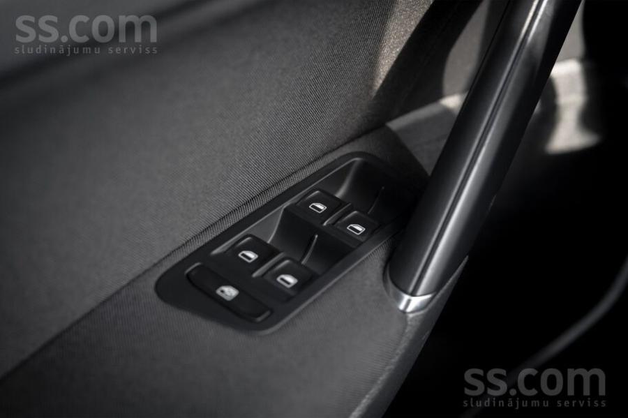 Melns Volkswagen Golf 2014 Talsi, ar dzinēja tilpumu 2.00 L un nobraukumu 163 tūkst. km par 7450 €, foto 14 vietnē AUTOMOTO.COM.LV