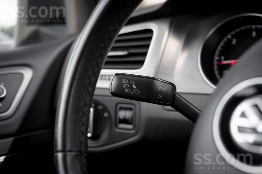 Melns Volkswagen Golf 2014 Talsi, ar dzinēja tilpumu 2.00 L un nobraukumu 163 tūkst. km par 7450 €, foto 17 vietnē AUTOMOTO.COM.LV