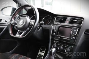 Melns Volkswagen Golf 2014 Rīga, ar dzinēja tilpumu 2.00 L un nobraukumu 191 tūkst. km par 12495 €, foto 16 vietnē AUTOMOTO.COM.LV