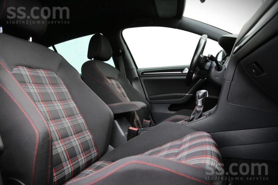 Melns Volkswagen Golf 2014 Rīga, ar dzinēja tilpumu 2.00 L un nobraukumu 191 tūkst. km par 12495 €, foto 18 vietnē AUTOMOTO.COM.LV
