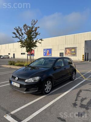 Volkswagen Golf 2014 Rīga vietnē Melns Volkswagen Golf 2014 Rīga, ar dzinēja tilpumu 1.60 L un nobraukumu 360 tūkst. km par 3650 €, foto 1 vietnē AUTOMOTO.COM.LV