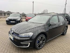 Melns Volkswagen Golf 2015 Tauragė, ar dzinēja tilpumu 1.40 L un nobraukumu 126 tūkst. km par 9500 €, foto 2 vietnē AUTOMOTO.COM.LV