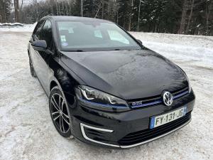 Black Volkswagen Golf 2015 in Vilnius, with an engine capacity of 1.40 L and mileage of 128 thousand km for 10700 €, photo 3 on AUTOMOTO.COM.LV