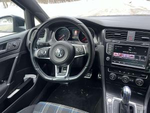 Black Volkswagen Golf 2015 in Vilnius, with an engine capacity of 1.40 L and mileage of 128 thousand km for 10700 €, photo 28 on AUTOMOTO.COM.LV