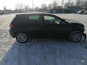 Melns Volkswagen Golf 2015 Marijampole, ar dzinēja tilpumu 1.40 L un nobraukumu 132 tūkst. km par 2450 €, foto 4 vietnē AUTOMOTO.COM.LV