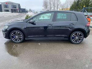 Black Volkswagen Golf 2015 in Vilnius, with an engine capacity of 1.40 L and mileage of 128 thousand km for 10300 €, photo 6 on AUTOMOTO.COM.LV