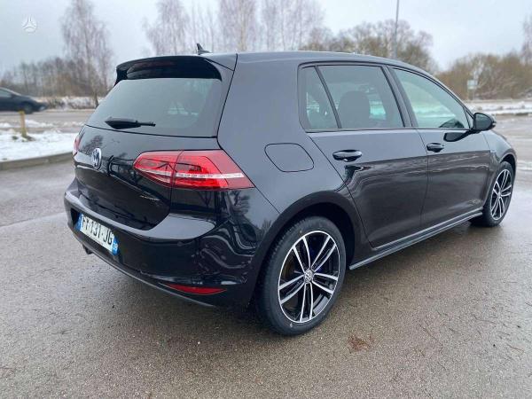 Melns Volkswagen Golf 2015 Viļņa, ar dzinēja tilpumu 1.40 L un nobraukumu 128 tūkst. km par 10300 €, foto 9 vietnē AUTOMOTO.COM.LV