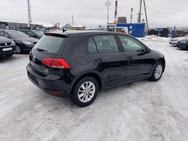 Melns Volkswagen Golf 2015 Kauņa, ar dzinēja tilpumu 1.60 L un nobraukumu 229 tūkst. km par 7999 €, foto 6 vietnē AUTOMOTO.COM.LV