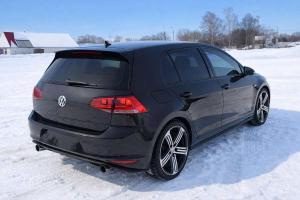 Black Volkswagen Golf 2015 in Siauliai, with an engine capacity of 1.98 L and mileage of 111 thousand km for 13500 €, photo 4 on AUTOMOTO.COM.LV